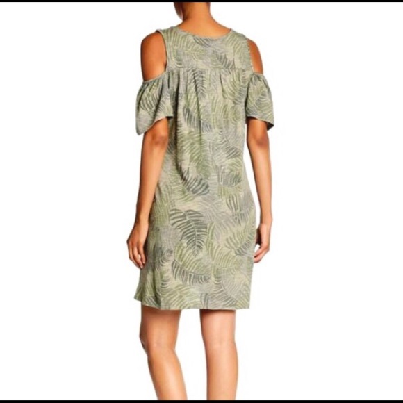 Democracy | Dresses | Democracy Palm Print Cold Shoulder Dress | Poshmark